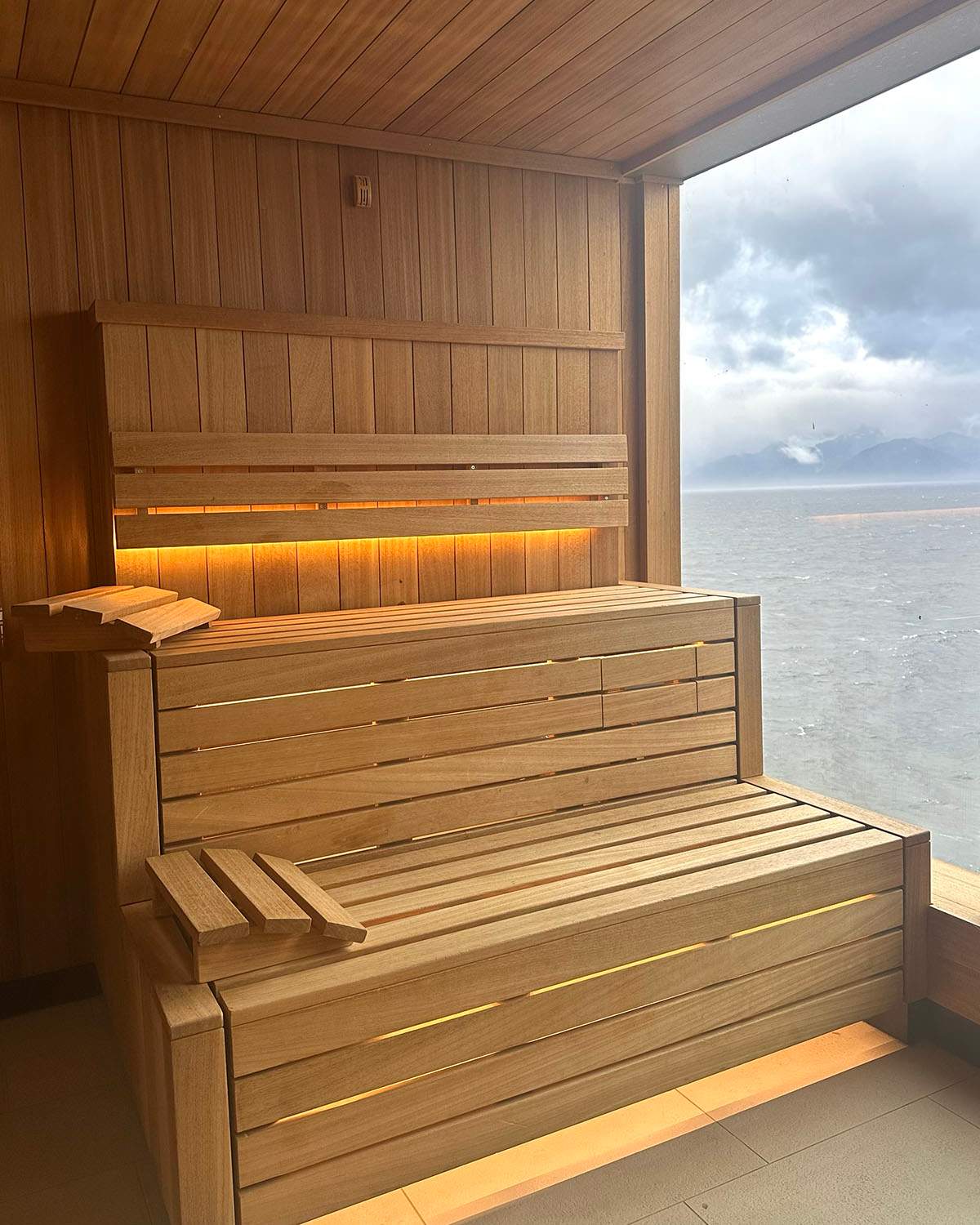 Why Cunard’s Luxury Alaska Cruise Should Be on Your Bucket List - Range ...